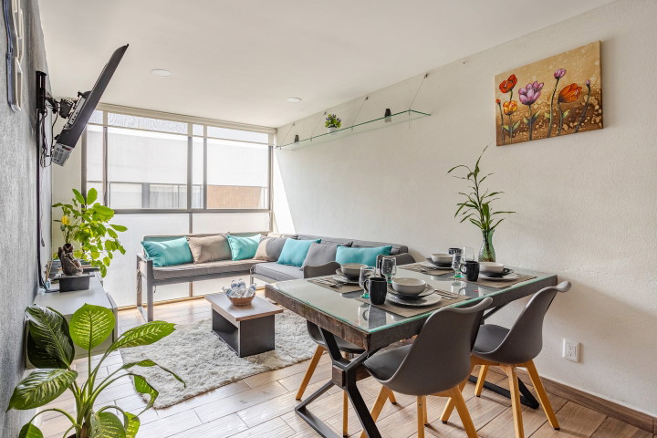 Stay Near The Zócalo | Reforma And Buenavista 2br - Mexico