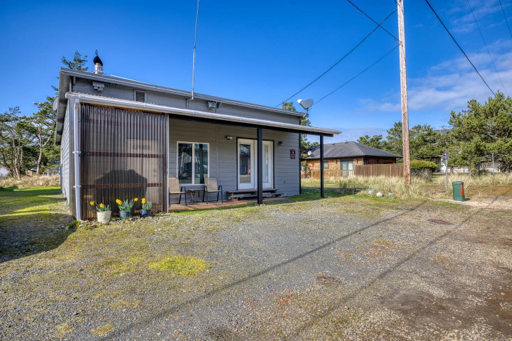 Pc Beach Cottage- Affordable Cabin Quick To Beach - Pacific City, OR