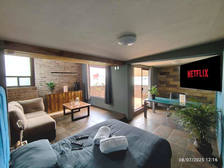 Casa Moderna Con Terraza Para Grupos Grandes - Mexico