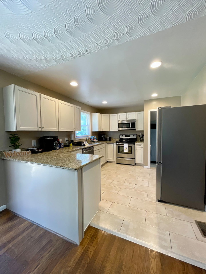 Hidden Gem.4/bedroom Cozy Home Fenced In Yard - Chesapeake, VA