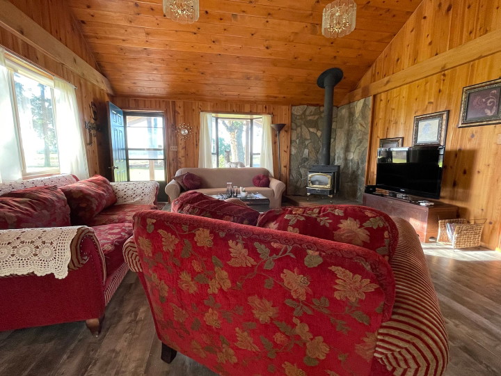 Alpaca Farm Retreat And Getaway - Oregon