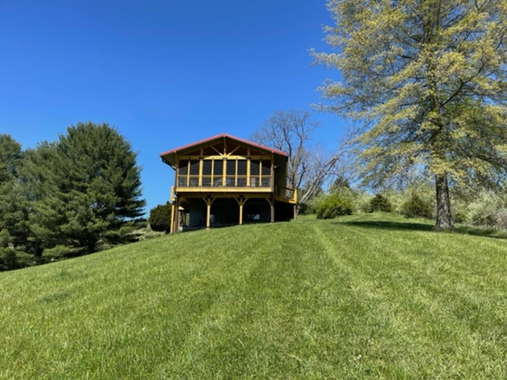 Lost River Swiss; Dog Friendly Cottage - West Virginia