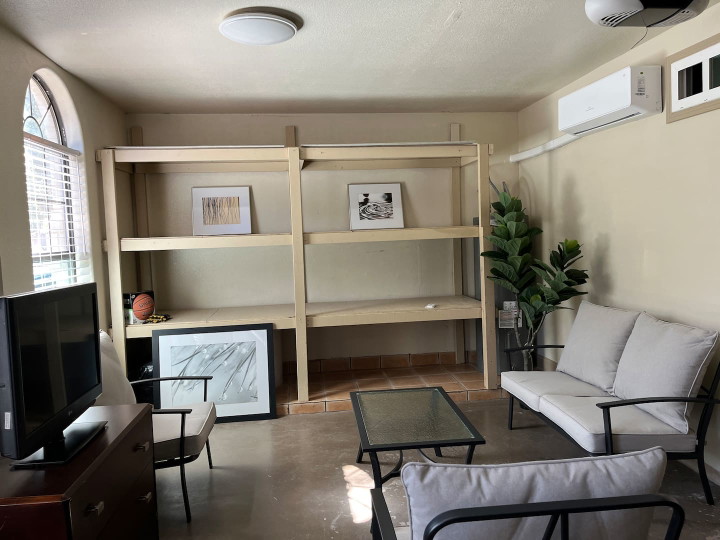 Cozy House - Laredo, TX