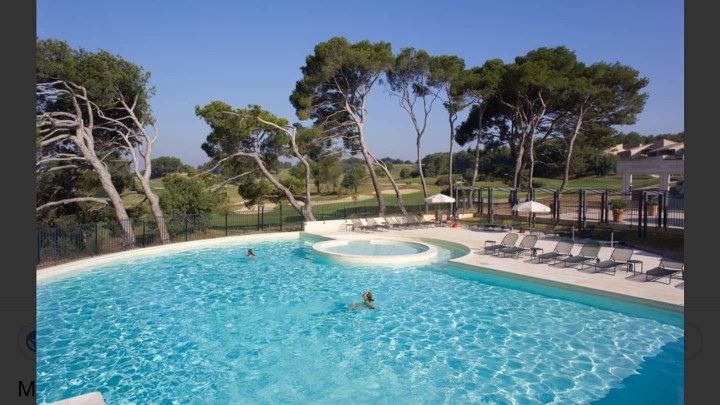 Appartement De 40 M2 Au Coeur Du Golf De Saumane - L'Isle-sur-la-Sorgue