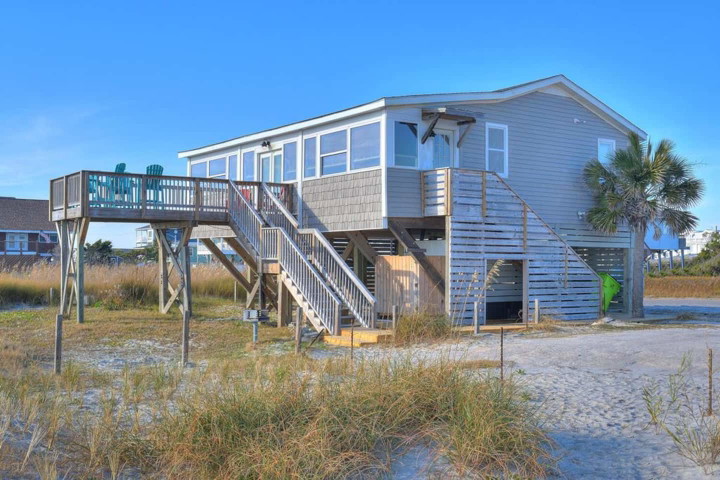 Oceanfront Comfort At Oak Island Sea Yawl - Oak Island, NC