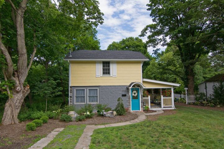 1930's Cottage In Lewisburg's Historical District - Lewisburg, WV