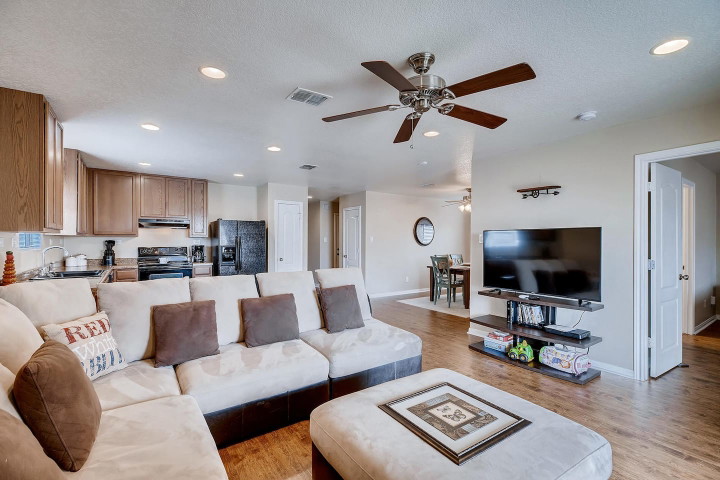 *Open*pool/park Access*#3 Bmt/seaworld/riverwalk - San Antonio, TX