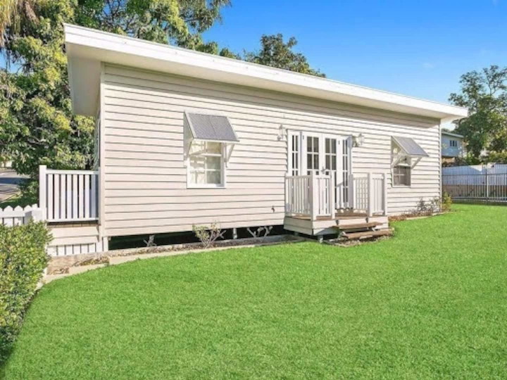 Up On The Range (The Little House) - Queensland