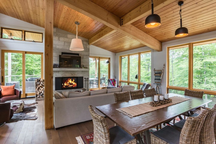 Chalet Trappeur | Hot Tub + Ski Chalet + Backyard - Mont-Tremblant
