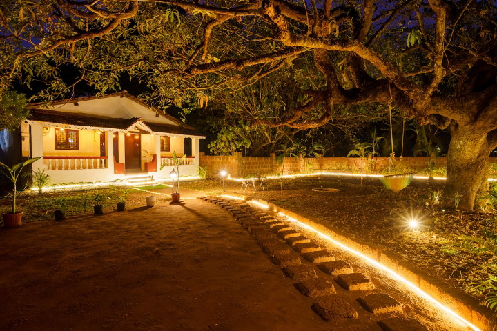 Deux Cottages De Goa Près De La Plage D'anjuna Avec Piscine Privée - Goa