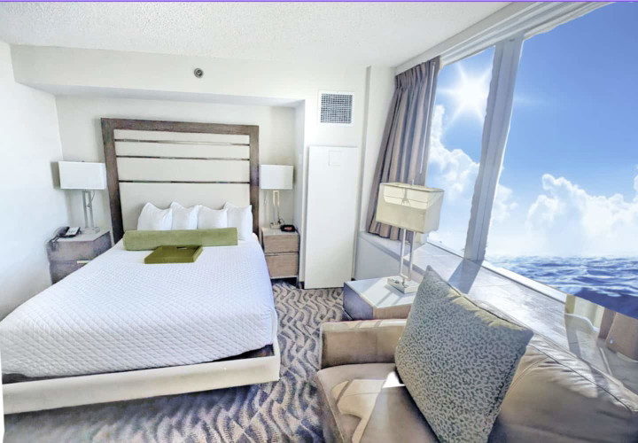 Beach Front Queen Studio Pool & Free Parking! - New Jersey