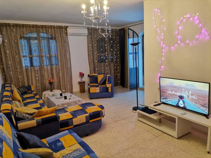Superbe Appartement S+3 Spacieux Chez Ahmed - Túnez