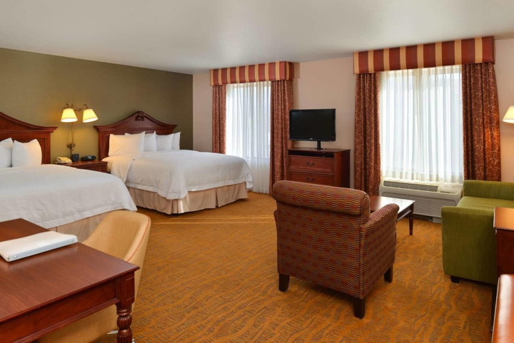 Look No More! 4 Units, Indoor Pool, Pet-friendly! - Albuquerque, NM