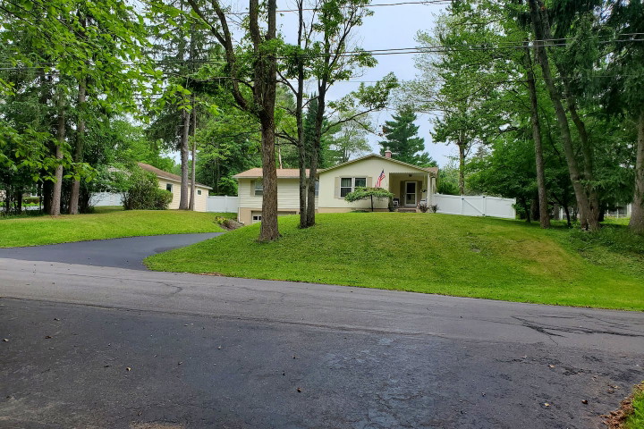 Happy Home In The Hills - Utica, NY
