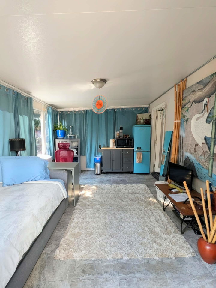 Sunny, Serene Studio In San Diego - San Diego, CA