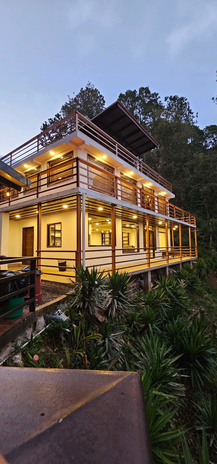 Casa Bianca / Casa La Montaña (House) - Departamento de Ocotepeque