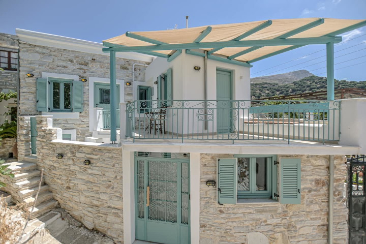 Φιλότι, Παραδοσιακο ανακαινισμένο πέτρινο σπίτι - Naxos, Grecia