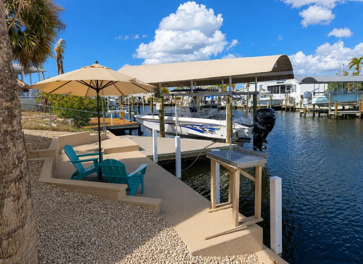 No Bridges To Paradise - Pine Island, FL
