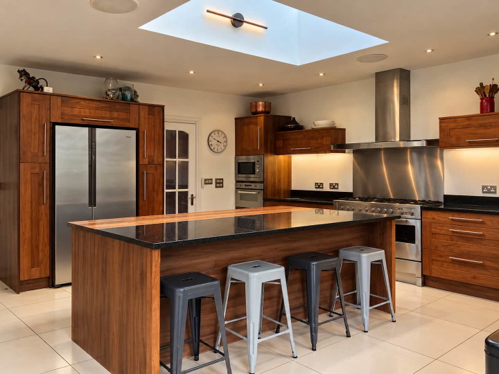 Modern Spacious 3br Family Home With Hot Tub - Maidstone