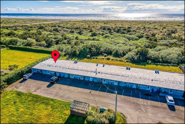 2br Beachfront Condo | Walk Dt | Dogs Ok | Unit B - Ocean Shores, WA