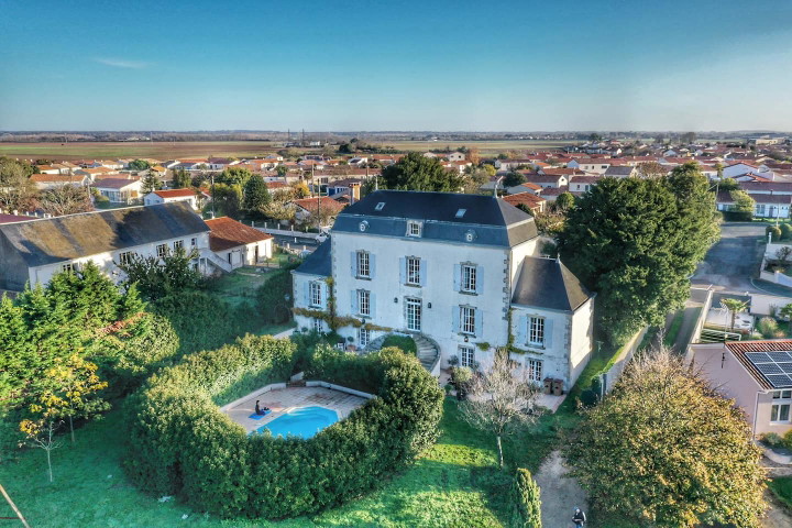 Vaste Maison 8/9 Chambres, Piscine Proche Plages - Talmont-Saint-Hilaire