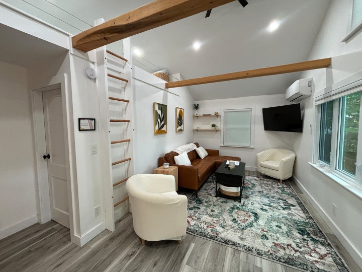Newly Renovated White Mountain Cottage - New Hampshire