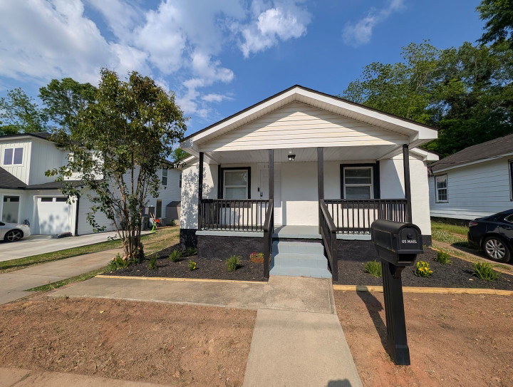 3br 2bath Near Bon Secours Sf Hospital With Fence - Greenville, SC
