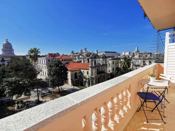 Old Havana/amazing Views/free Internet Data - Cuba
