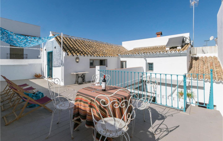 Awesome Home In Carmona - Carmona