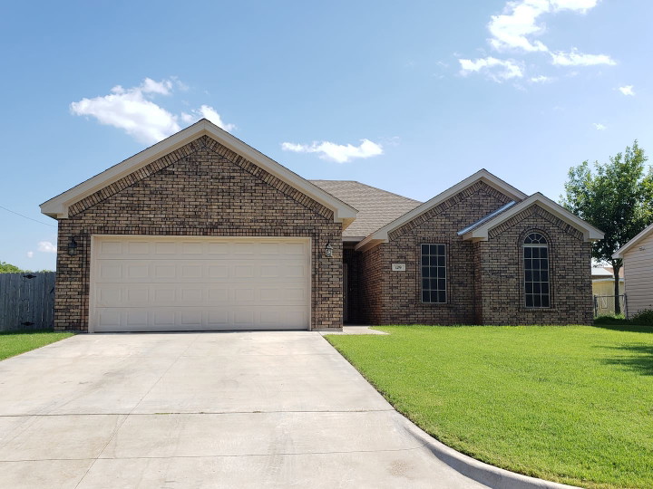 The Diamond On Dundee: Nice New 3 Bedroom 2 Bath - Wichita Falls, TX