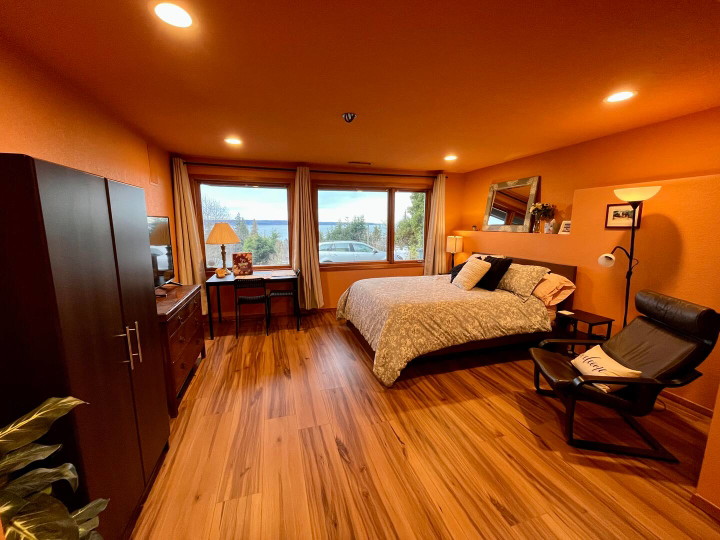 Sunset Suite In A Quiet Neighborhood - Everett, WA