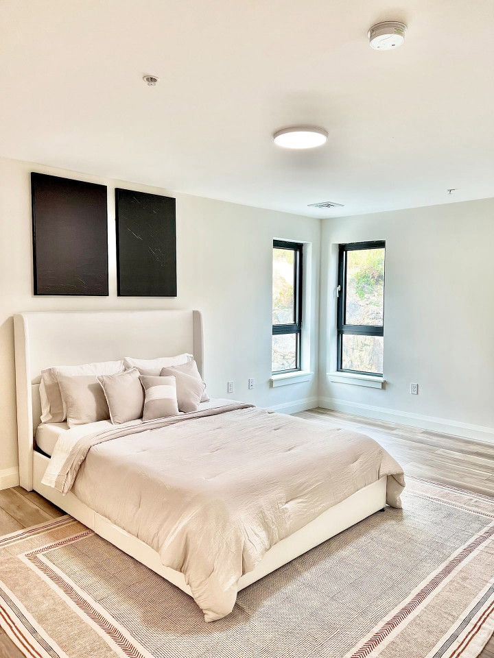 Modern Apt In Heart Of Quincy - Massachusetts
