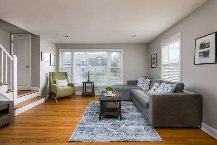 Serene & Spacious 3br Gem W/ In-unit Washer/dryer - Evanston, IL