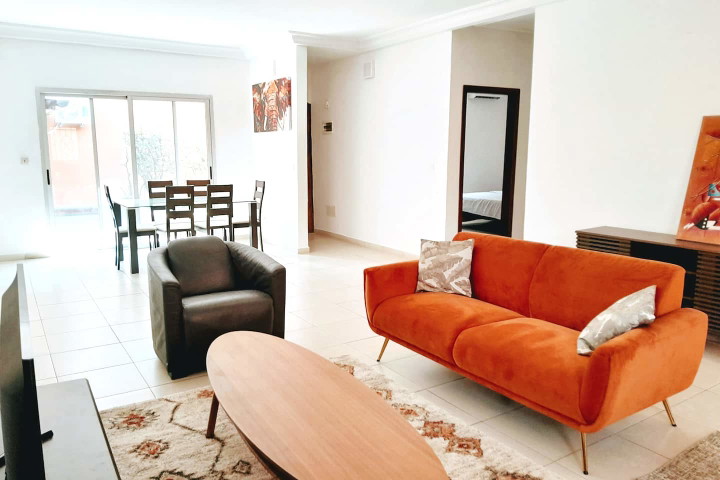Villa 3 Chambres Avec Jardin  Riviera Synacassi - Abidjan