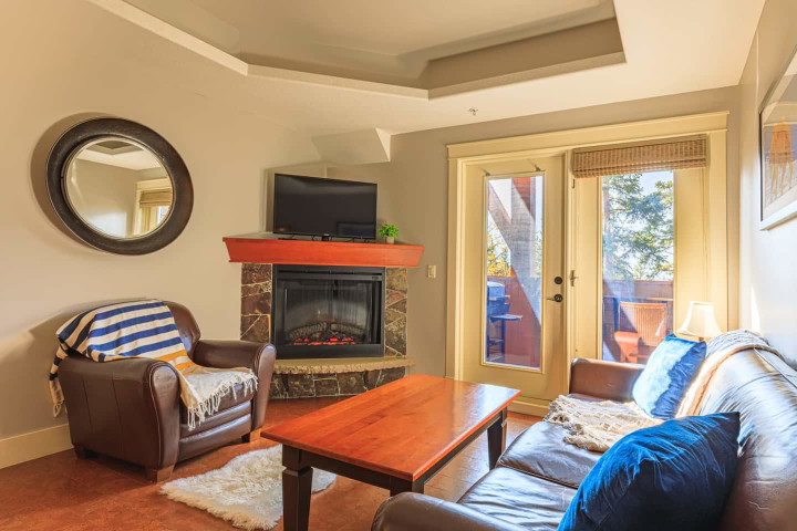 "Serene Spruce" At Solara Resort - Canmore