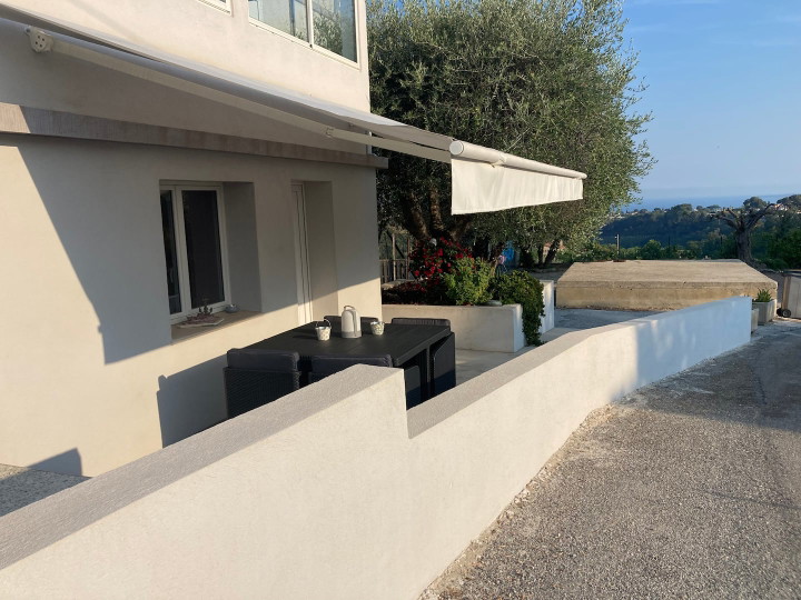 Superbe Appartement Au Calme Et Vue Sur La Mer - Cagnes-sur-Mer