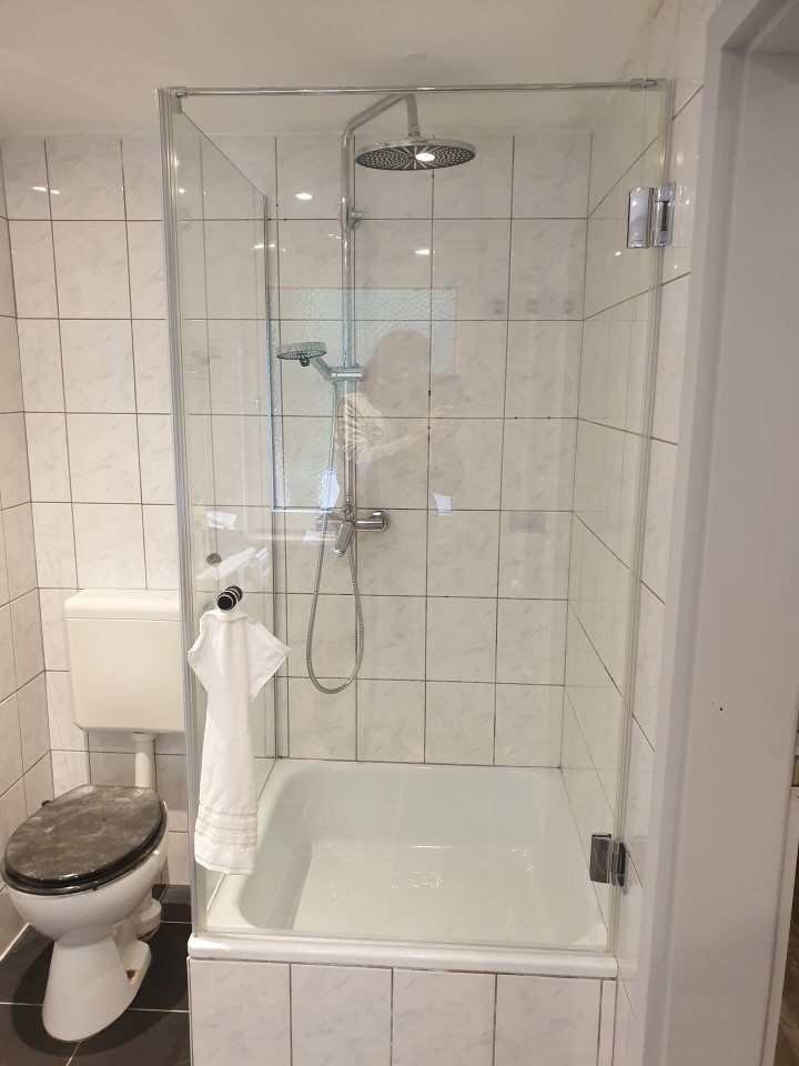 Helle, Top Angebundene Wohnung, Großes Bad, Garten - Oberhausen