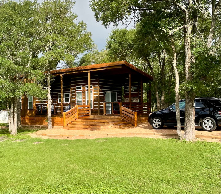 The Wyldwood-cabine-salle De Bain Privée-vue Sur P - Cedar Creek, TX