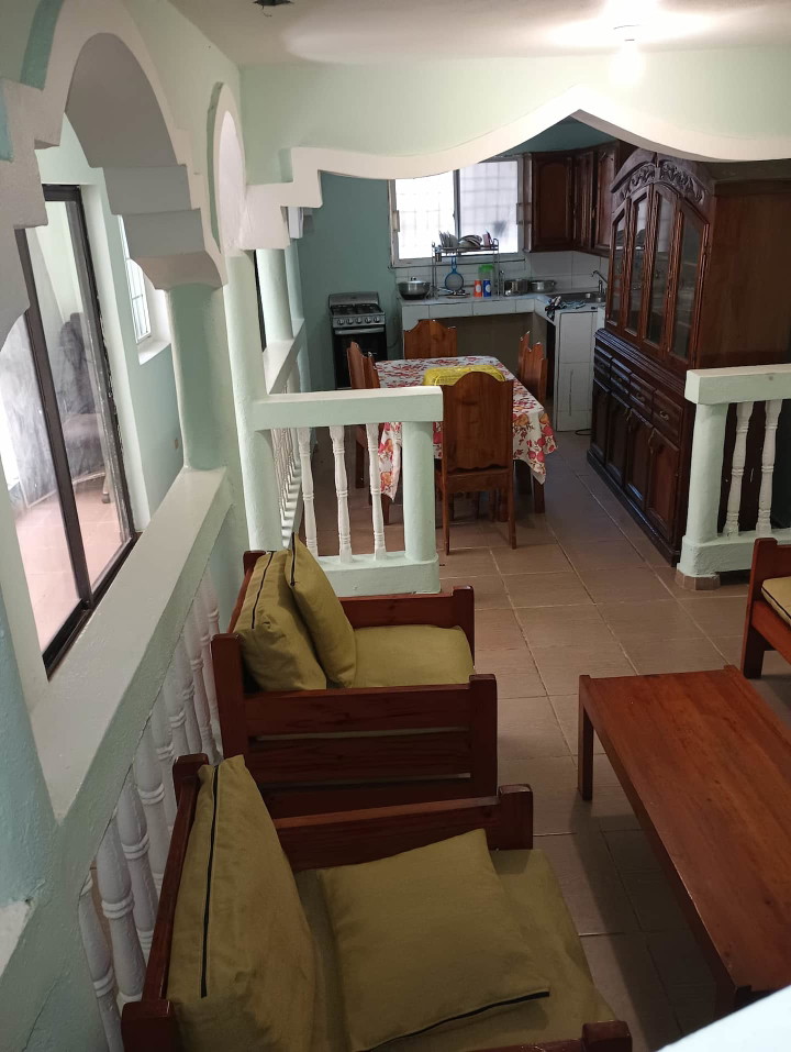 The Boulevard Escape  Cozy Apartment For 14 - Haiti