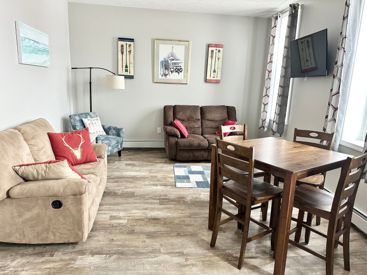 Apartment In Downtown Munising! Above Wds Bar - Munising, MI
