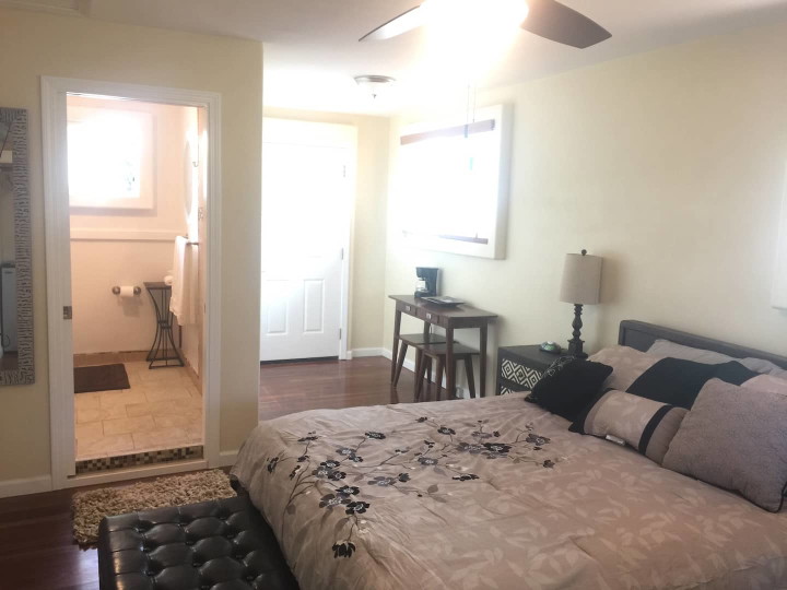 Aaron's Cottage Private Cottage W/bath A/c #3 - Hilo, HI