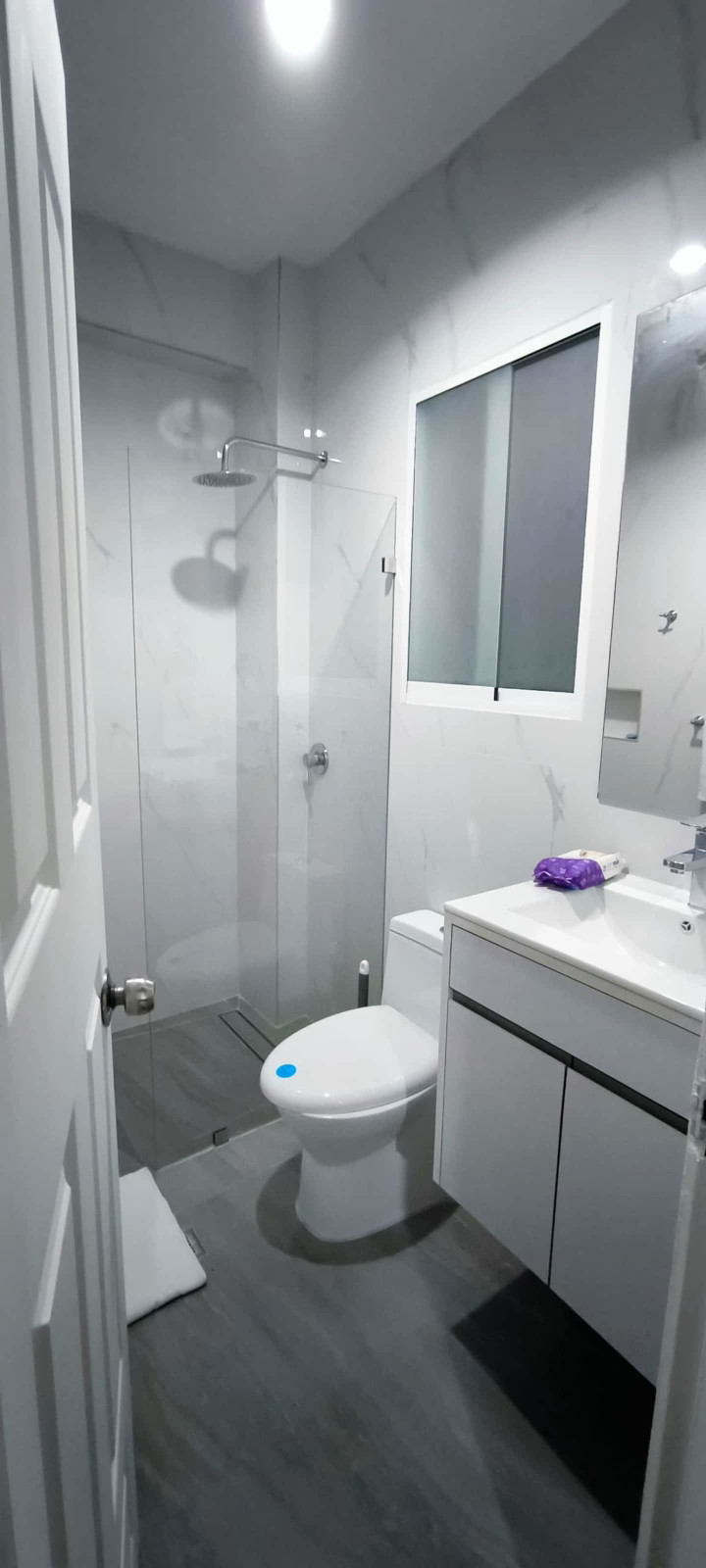 Apartamento Lujoso Zona Vip De Caracas Fibra 100mb - Caracas
