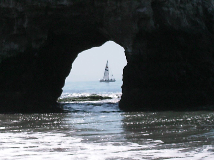 The Best Location! 4 Bedrooms Beach Retreat 1.5 Blks To Beach Hot Tub, Firepit - Santa Cruz, CA