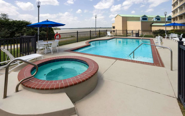 2 Queen | Waterview Hotel | Casino | 2 Units - Vicksburg, MS