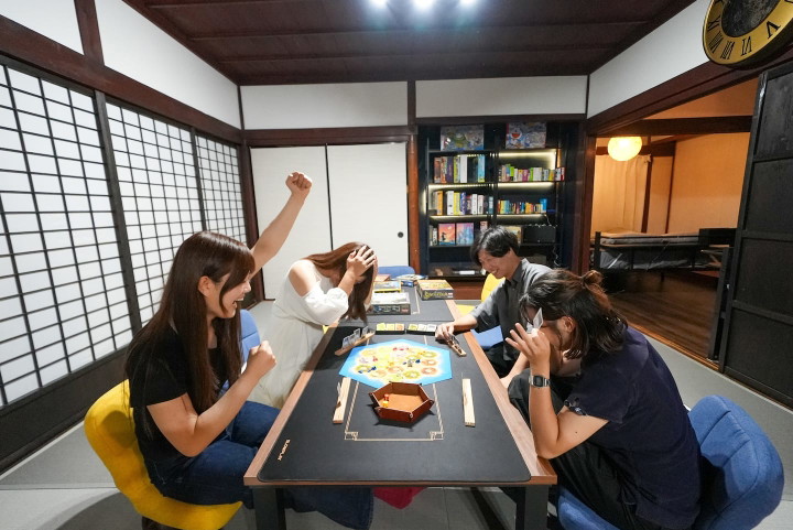 【10名宿泊可】遊べる古民家宿/ボードゲーム三昧/郡上八幡から車20分/全天候bbq/3寝室7ベッド - Gujo