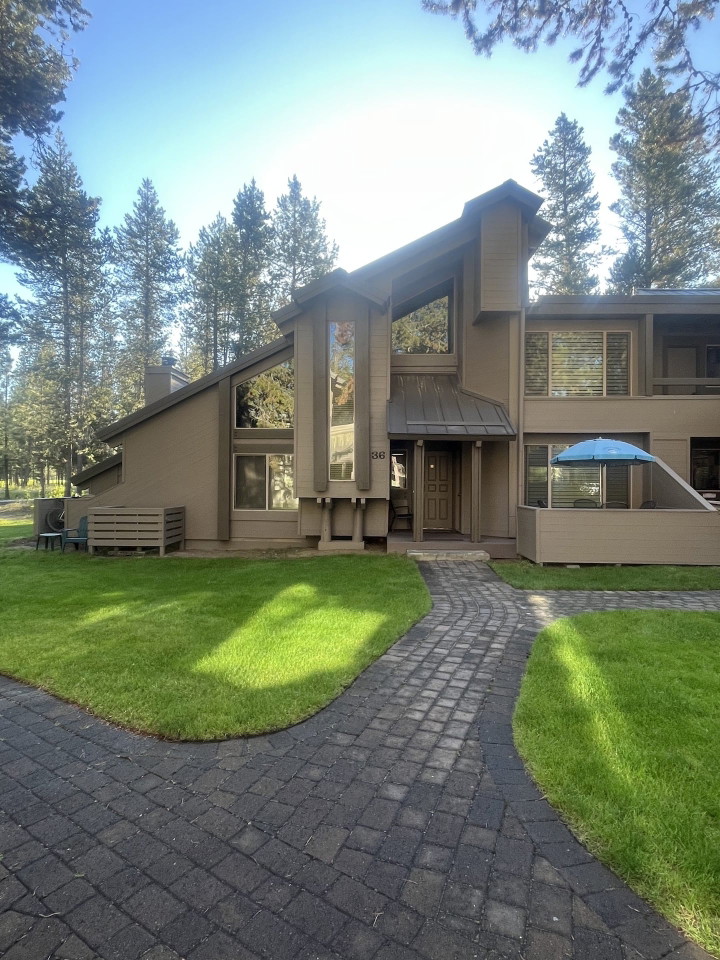 Sharc Passes + Bikes | Pool | Hot Tub | Sunriver - Sunriver, OR