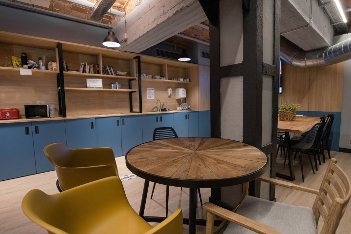 Cama En Habitación Séxtuple Compartida - Andorra