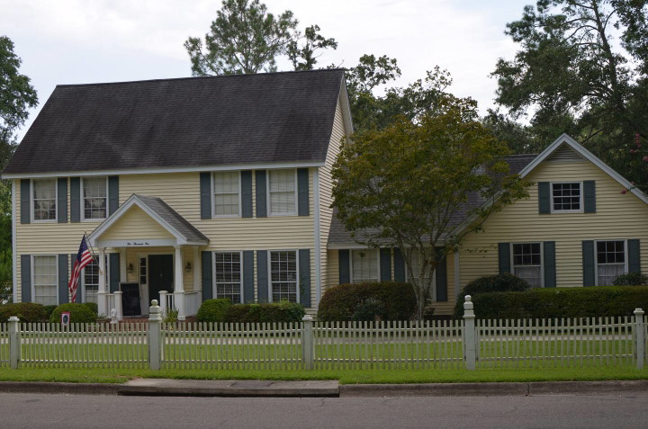 Midtown, Family Friendly And Spacious! - Tallahassee, FL