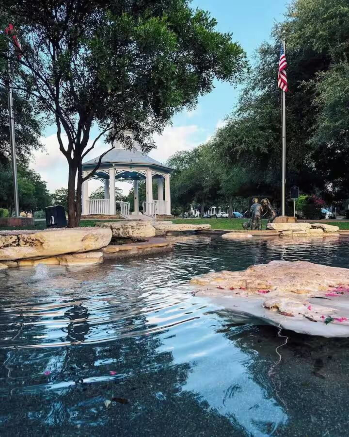 The Kendall Inn Queen Studio - Boerne, TX