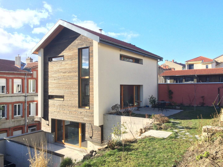 Logement Indépendant Type 2 Avec Terrasse - Saint-Étienne
